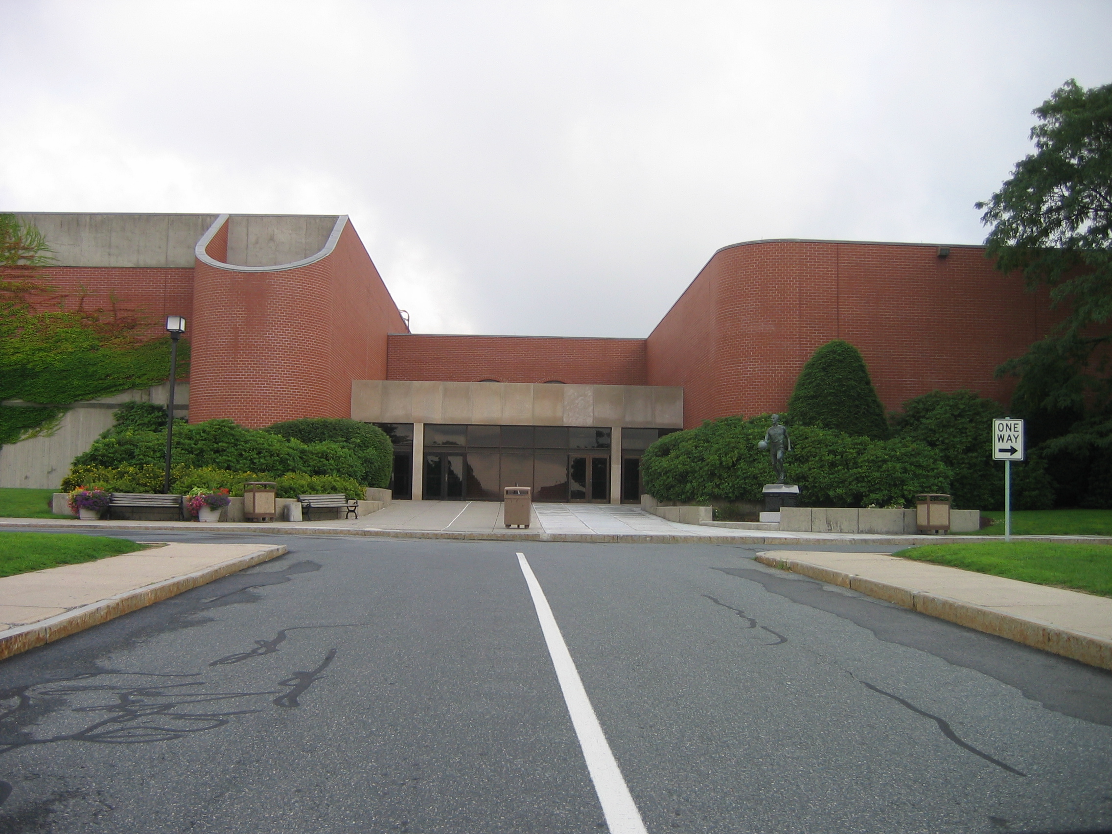 Hart Center | Basketball Tripper